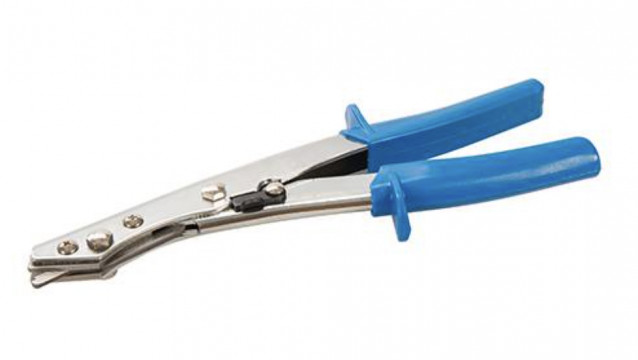 Grignoteuse professionnelle découpe métal | Brico-Toiture